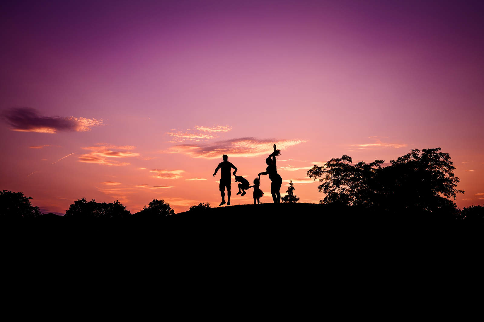 Sunset silhouette mini sessions · elizabeth&jane photography