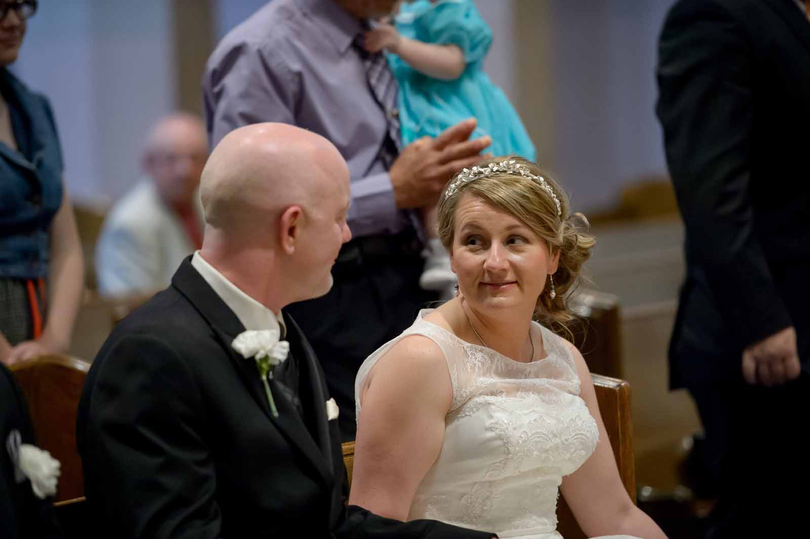 Renee & Matt’s wedding photos at Stanleys Olde Maple Lane Farm ...